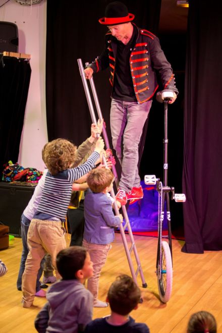 Anniversaire enfants : animations + spectacle de cirque - Eklabul pour ...