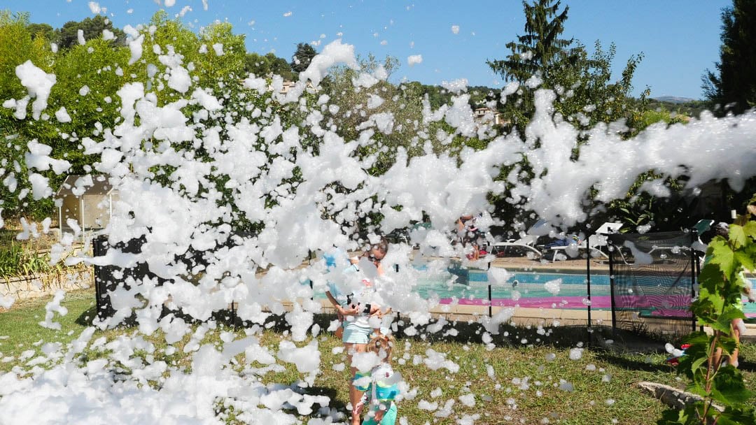 Location machine à mousse Côte d'Azur | Animation 06